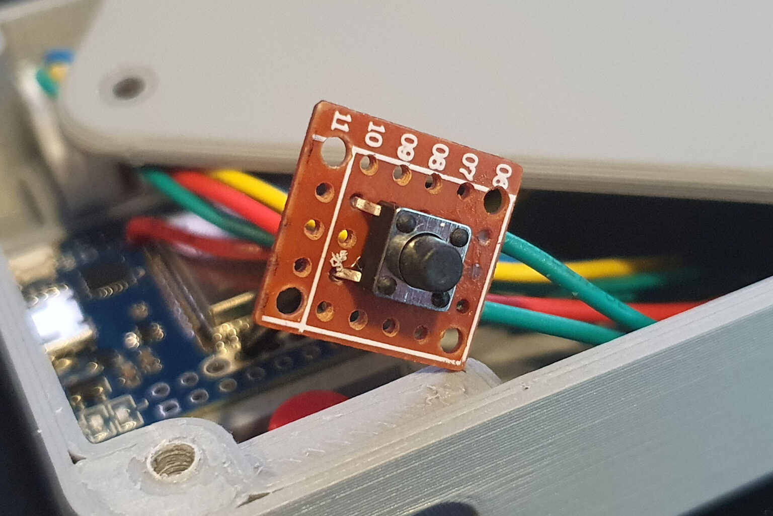 Simple DIY AQI Module: Measure TVOC, CO2, Humidity, and Temperature ...