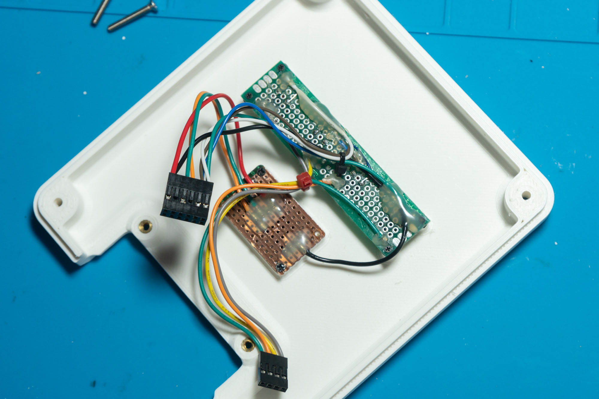 [3D Print] ESP32 4-Channel Relay Module Enclosure - Simply Maker